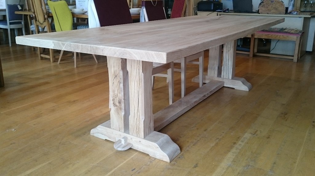 Sussex - Twin Column Dining Table